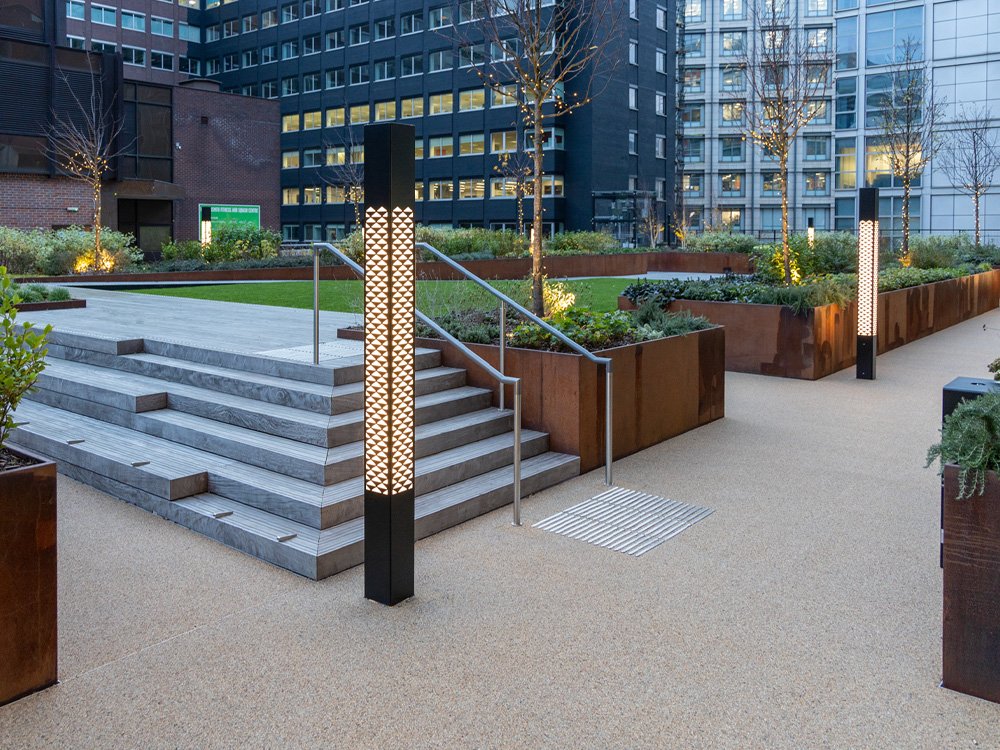 Landscape Design Ideas For Your Outdoor Office Spaces